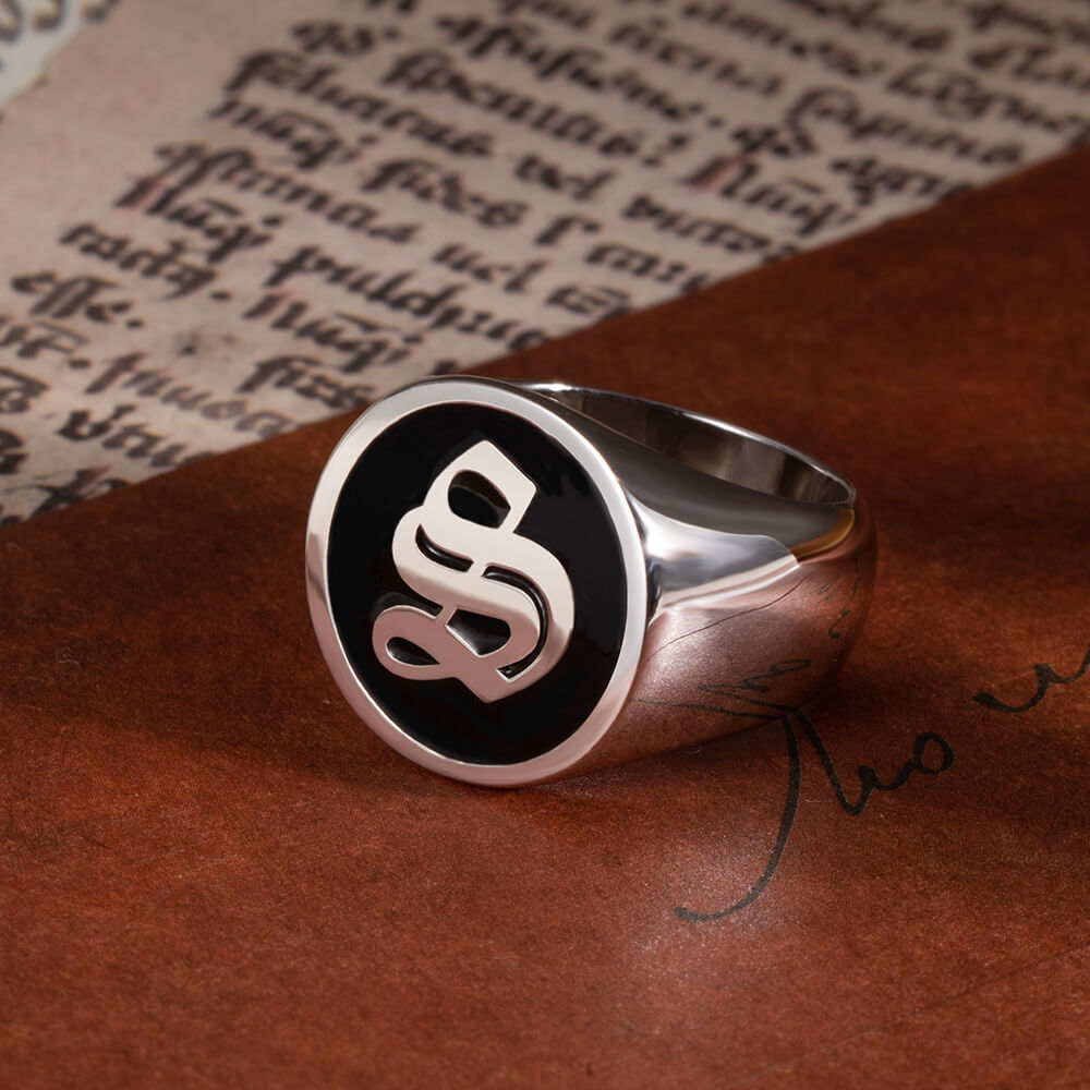 Personalized Gothic Old English Initial Signet Ring - CALLIE