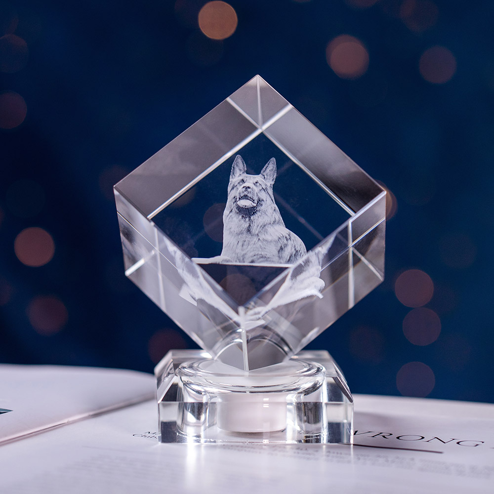 Personalized 3D Photo Engraved Cube Crystal Gift for Loved One - CALLIE