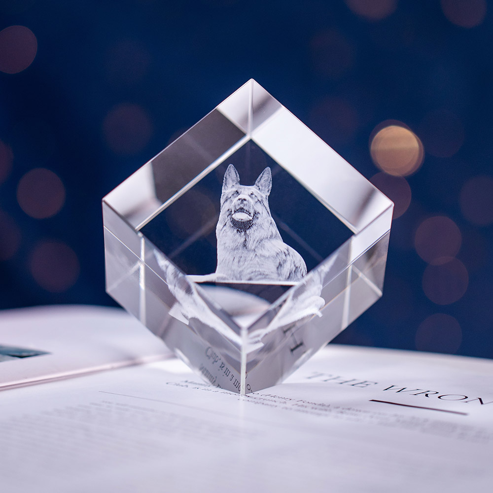 Personalized 3D Photo Engraved Cube Crystal Gift for Loved One - CALLIE