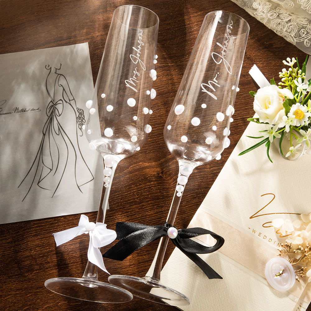 Personalized Set of 2 Engraved Wedding Crystal 7.5oz Champagne Flutes ...