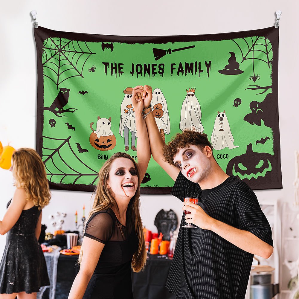 Personalized Multicolor Halloween Theme Cartoon Ghost Family Tapestry ...