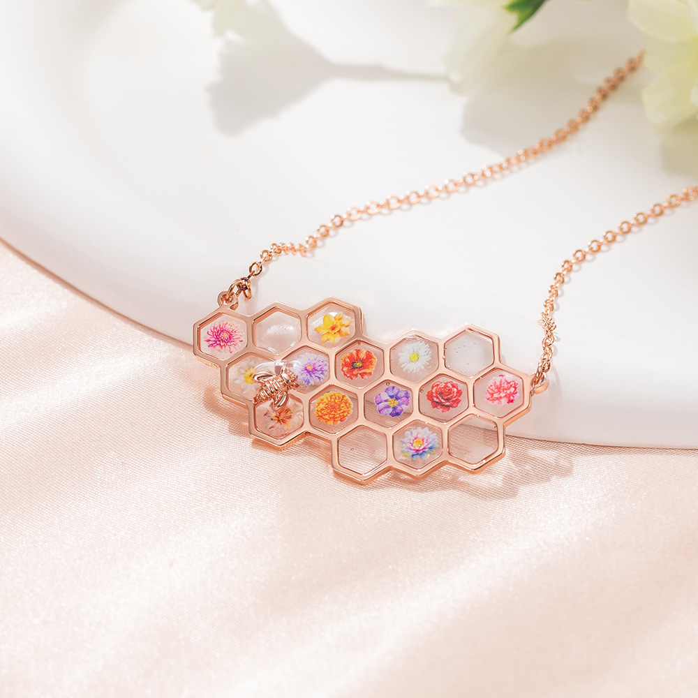 Personalized Birth Flower Honeycomb Pendant Necklace Dainty Bee Jewelry ...
