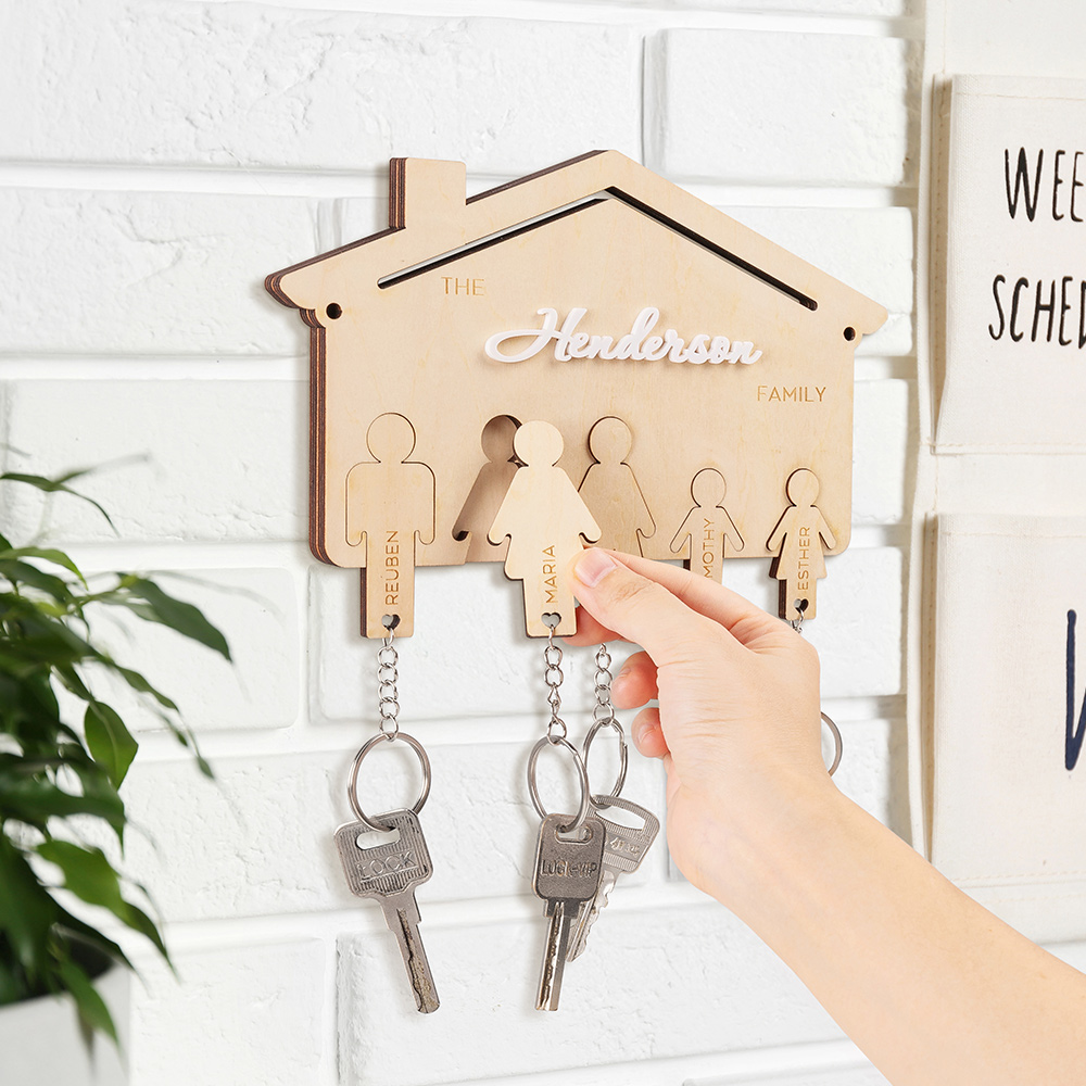 Personalised Wooden Family Names Key Holder for 2-6 Members Wall Mount ...