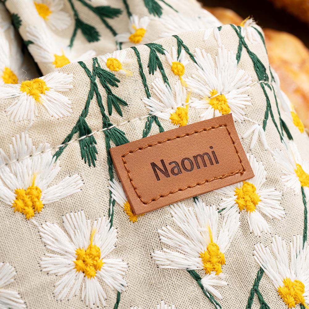 Personalised Embroidered Daisy Drawstring Lunch Bag with Engraved Name ...