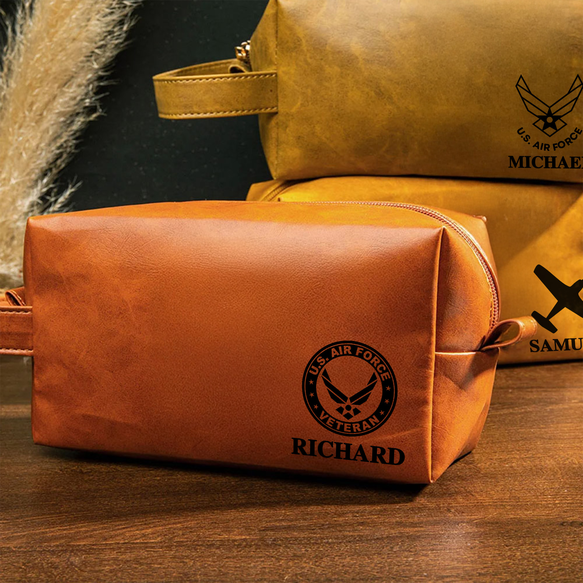 Personalized Airplane Pilot Waterproof PU Leather Large Toiletry Bag ...