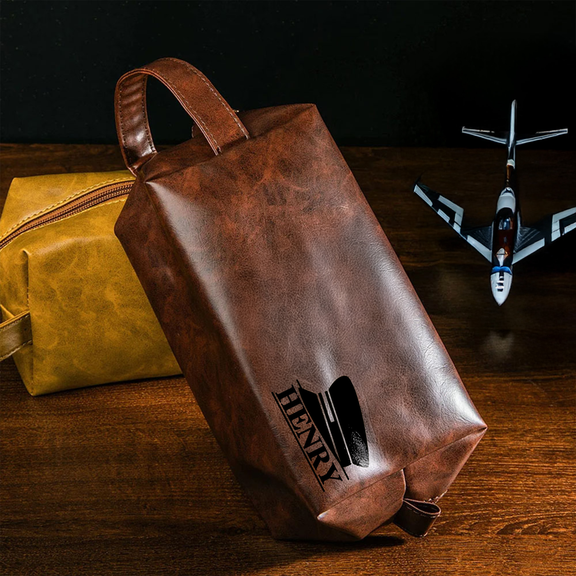 Personalized Airplane Pilot Waterproof PU Leather Large Toiletry Bag ...