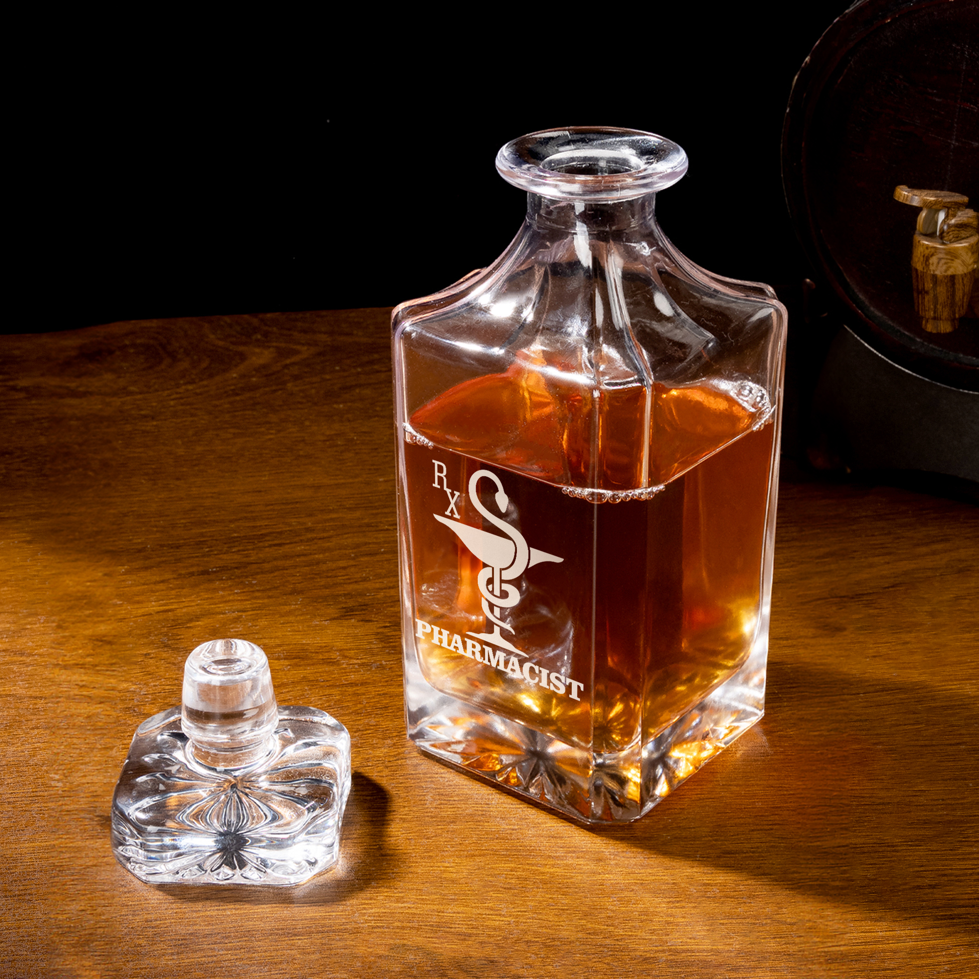 Personalised Doctor Theme Whiskey Decanter 4 Glasses Set with Engraved ...
