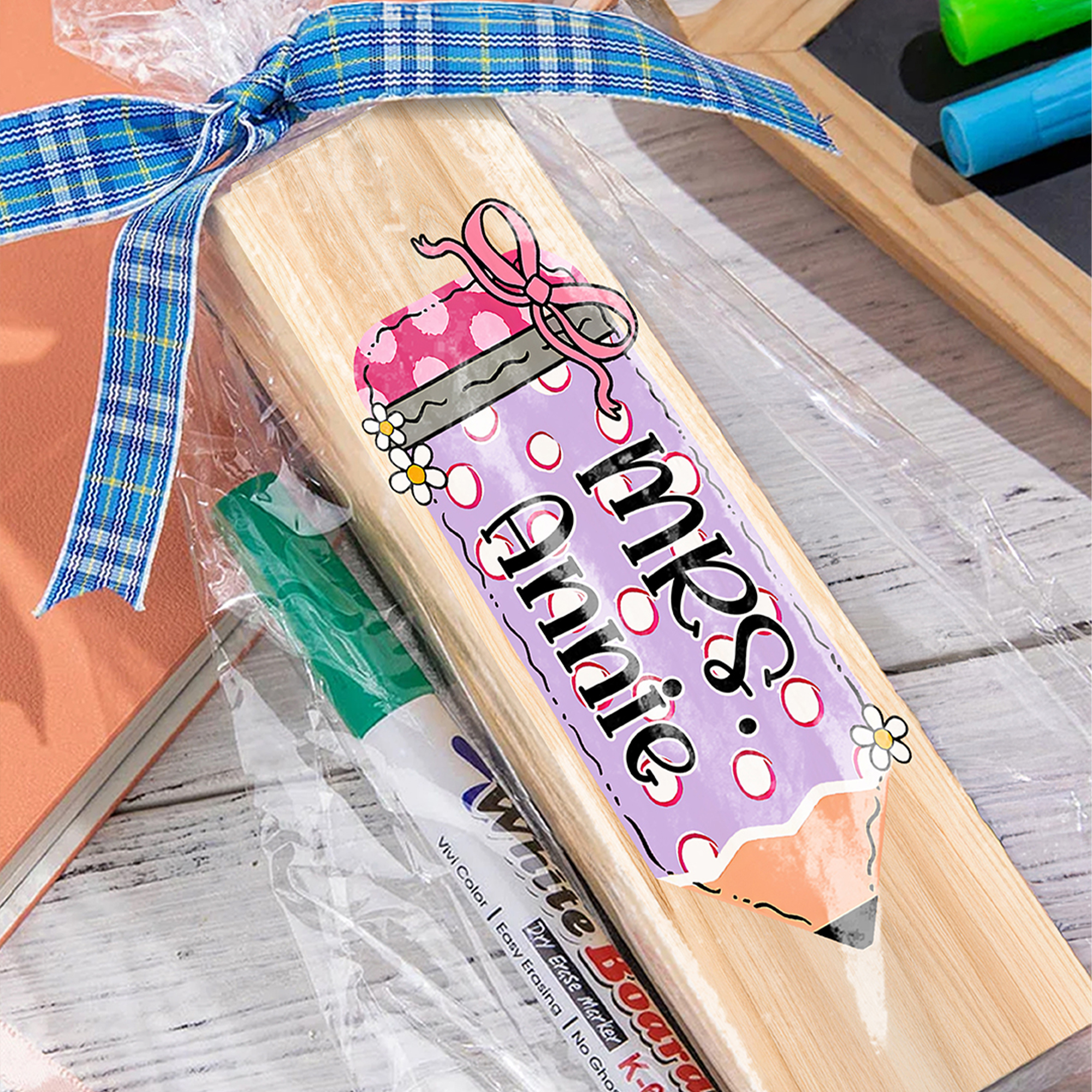 Personalised Bow Pencil Blackboard Rubber with Title and Whiteboard ...