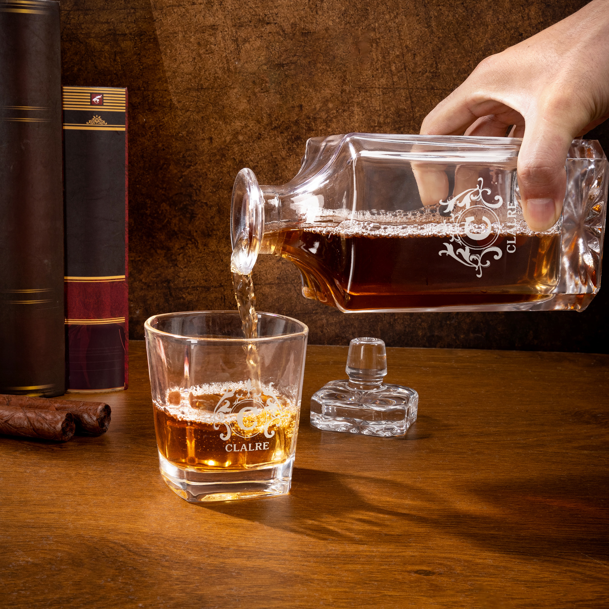 Personalised Initial Wreath Whiskey Decanter and 2 Glasses Set with ...