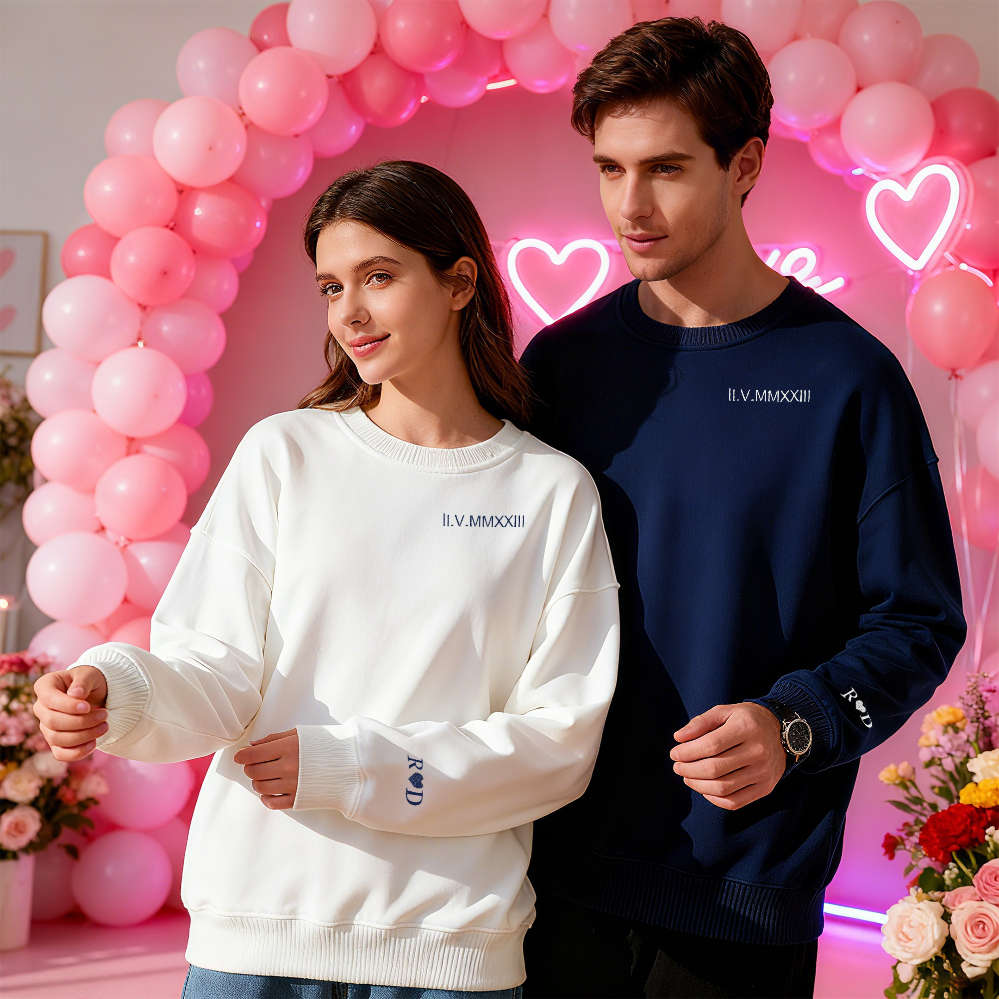 Personligt broderade initialer Sweatshirt Hoodie med romerska siffror ...