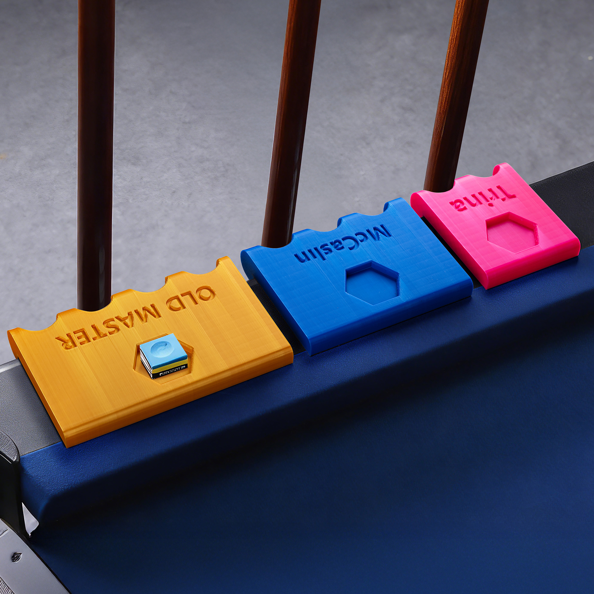 Personalised Billiards Cue Holder Claw with Name Holds 2-4 Sticks Table ...