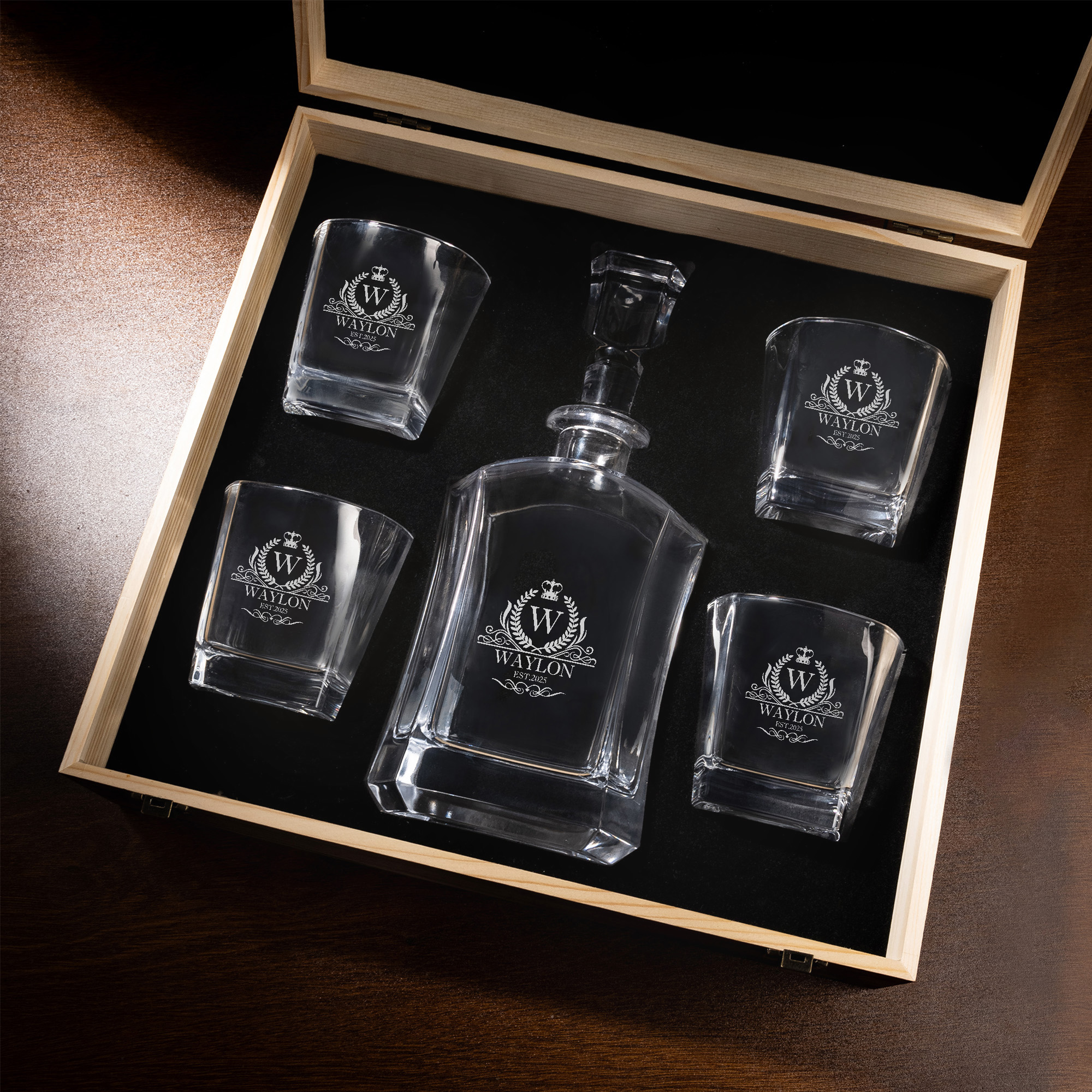 Personalised Lion Crown Monogram Whiskey Decanter and 2 Glasses Set ...