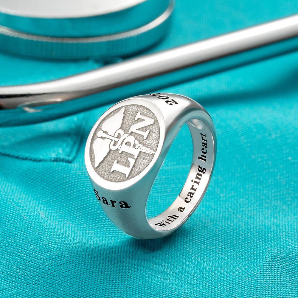Personalized RN/RT/PT/MD Medical Caduceus Signet Nurse Graduation Ring ...