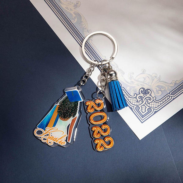 Personalized Graduation Silhouettes Keychain 2022 with Tassel - CALLIE