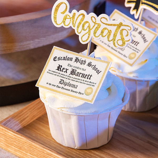 Personalized Edible Graduation Diplomas Cupcake Toppers Set of 10 ...