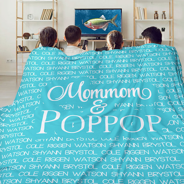 Personalized Multi-Color Soft Throw Fleece Family Blanket with 1-20 ...