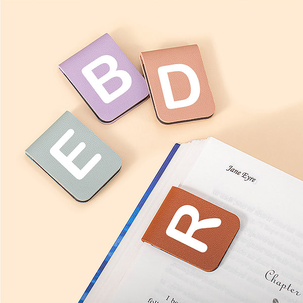 Personalized Magnetic Bookmarks for Readers